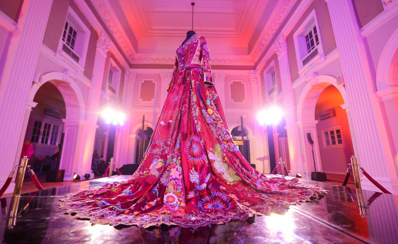 British Embassy in Cairo celebrates The Red Dress in Egypt - Egypt ... British Embassy in Cairo celebrates The Red Dress in Egypt - Egypt ...