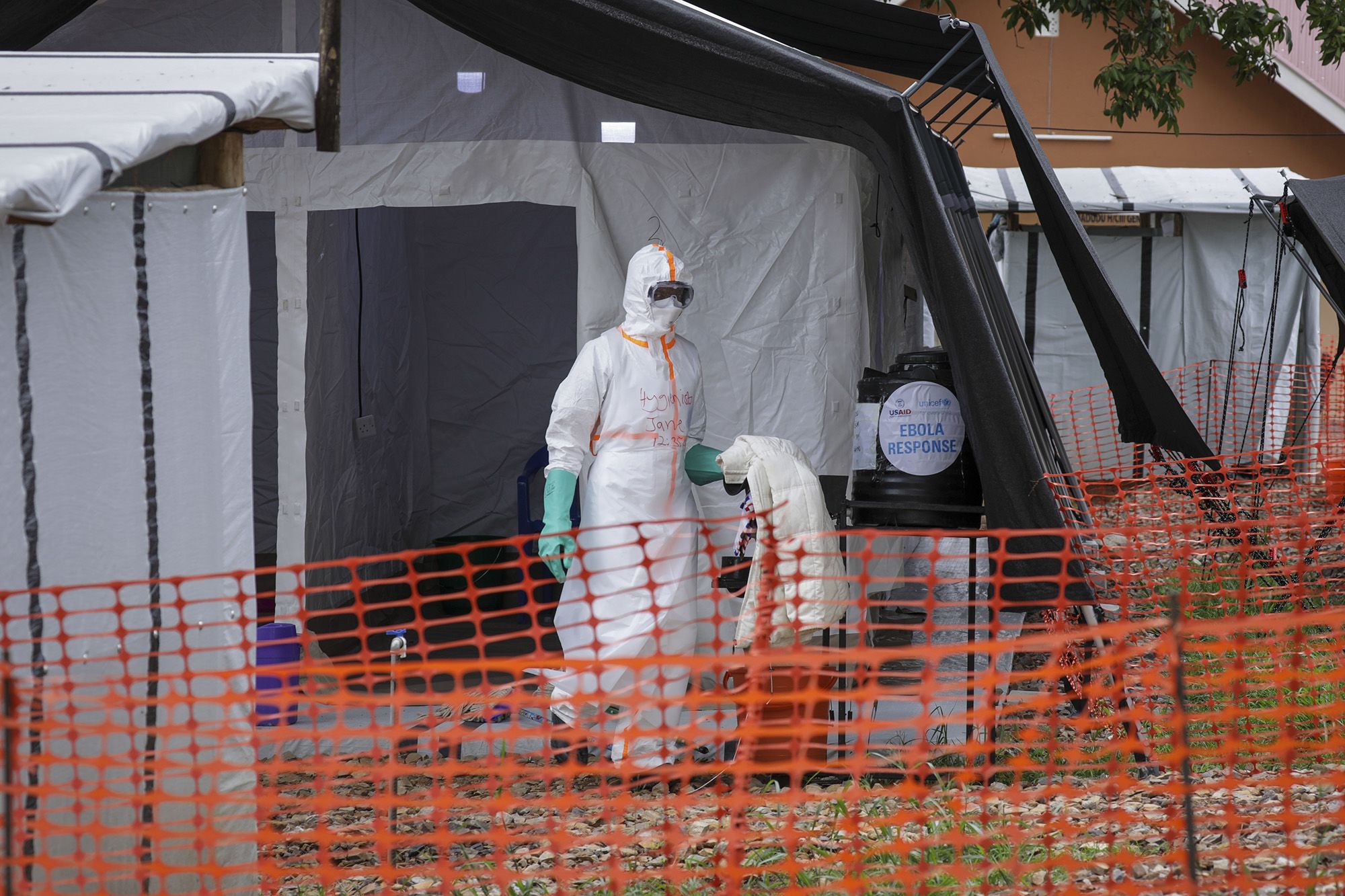 Uganda declares end of Ebola outbreak - Egypt Independent Uganda declares end of Ebola outbreak - Egypt Independent