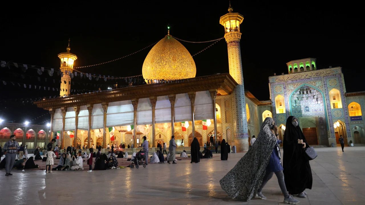 Two men executed in Iran over deadly attack on Shiraz shrine - Egypt ...
