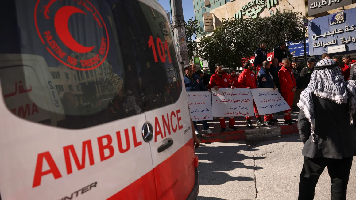 Red Crescent suspends coordinated medical missions with Israeli forces ...
