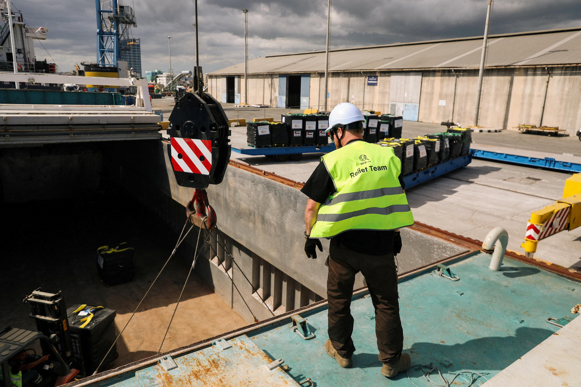 Nonprofit confirms first pallet of aid has been offloaded after barge ...