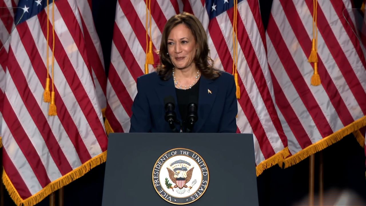 Harris Makes First Trip To Battleground Wisconsin Since Launching